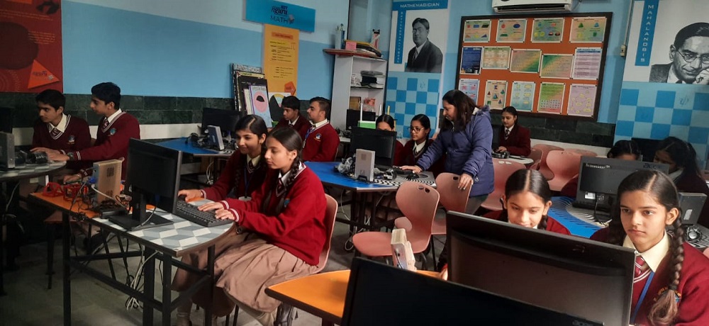 Shishu Niketan Public School